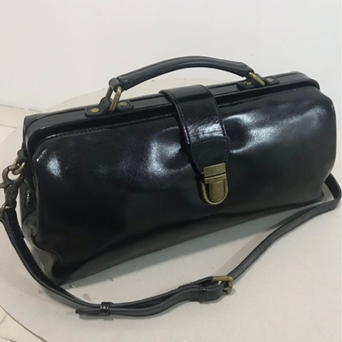 The Best 10 Womens Doctor Style Handbags! – iLeatherhandbag