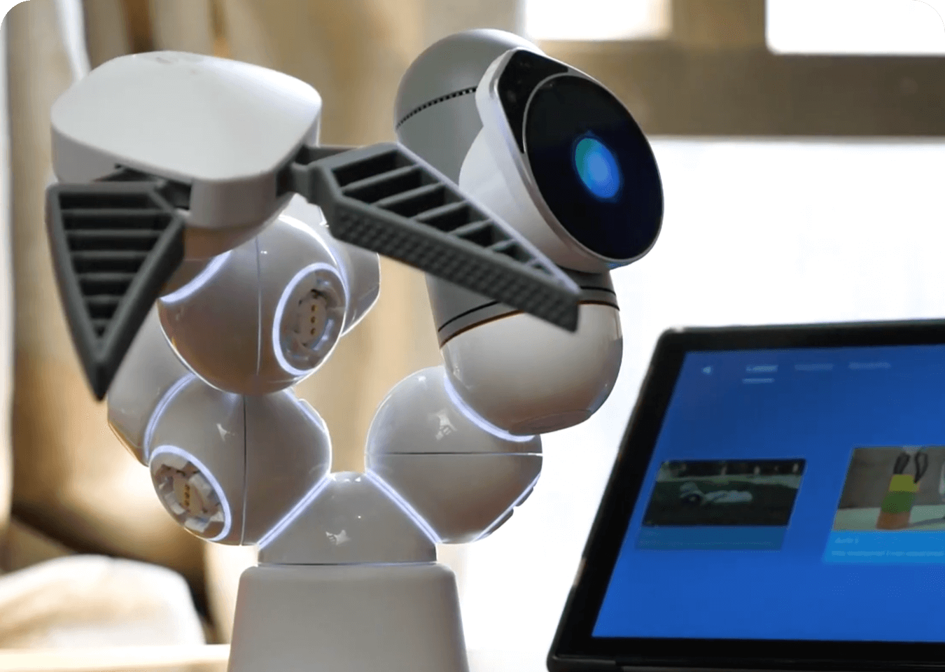 ClicBot: Coding Fun Robot for STEAM Learning