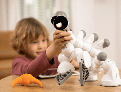 Meet ClicBot: 1000 robots in one