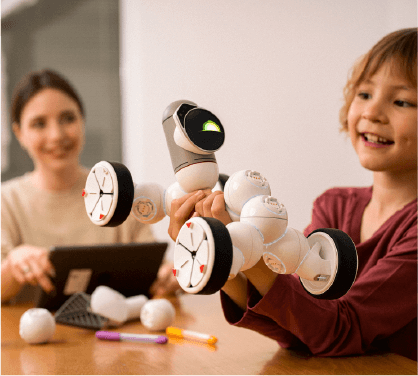 Meet ClicBot: 1000 robots in one