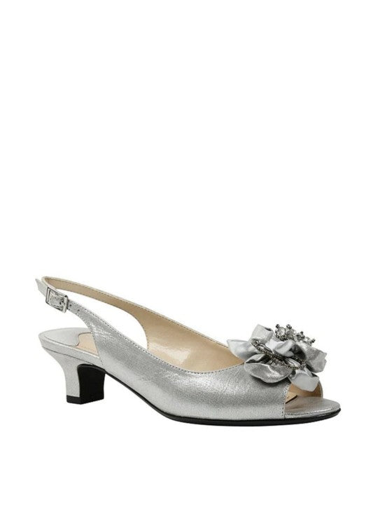Silver Bridesmaid Shoes Guide: 12 Best Silver Shoes for Your Bridesmai